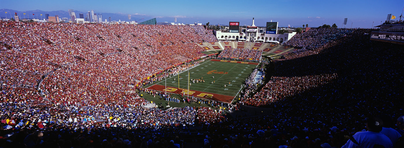 USC vs UCLA - Los Angeles Coliseum (During Game) | Neil Leifer Photography