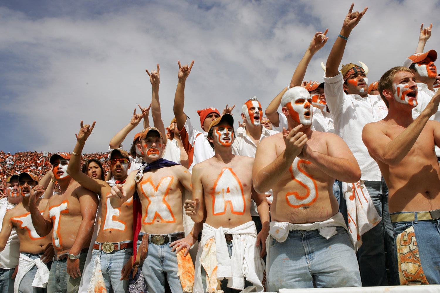 Texas Longhorns Fans - Texas vs Oklahoma | Neil Leifer Photography